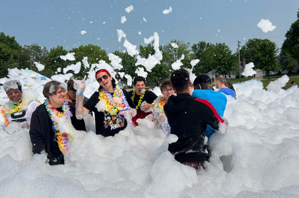 About Us | Foam Parties | Bubble Parties | Water Tag